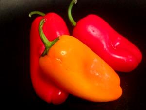 Calories in 1 serving (100 g) Mini Sweet Peppers and Nutrition Facts